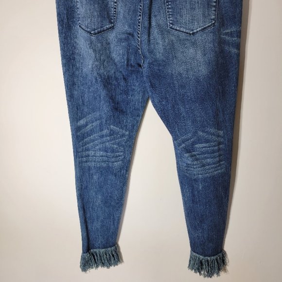 Coco + Carmen | Jeans | Coco Carmen Distressed Embroidered Denim Blue ...